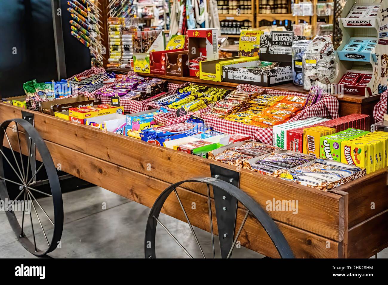 Candy stand hi-res stock photography and images - Alamy