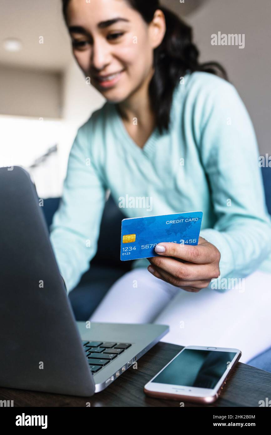 Checking in card hi-res stock photography and images - Alamy