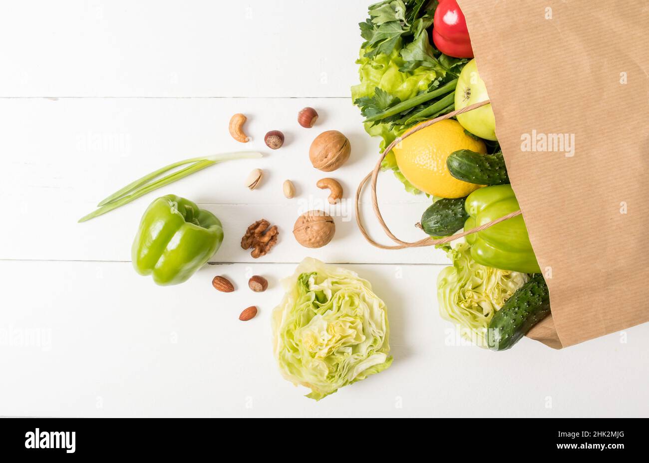 Supermarket kraft hi-res stock photography and images - Alamy