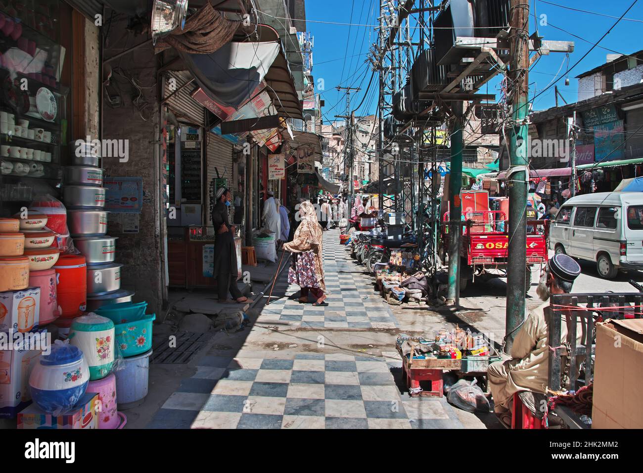 The local market, bazaar in Peshawar, Pakistan Stock Photo - Alamy