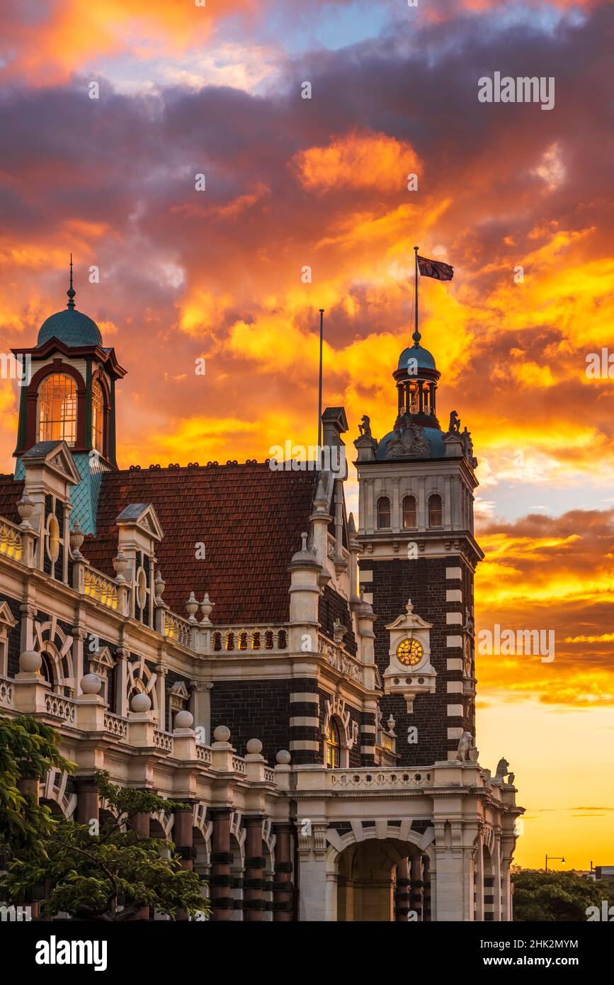 Sunset over the Dunedin Railway Station, Dunedin, South Island, New ...