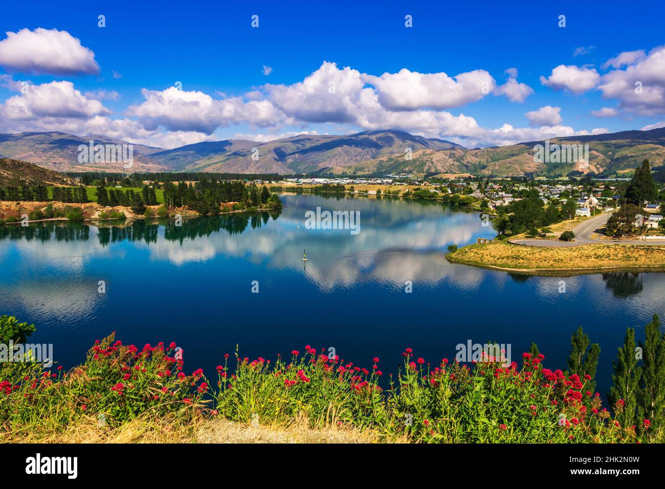 Cromwell central otago south island new zealand hi-res stock ...