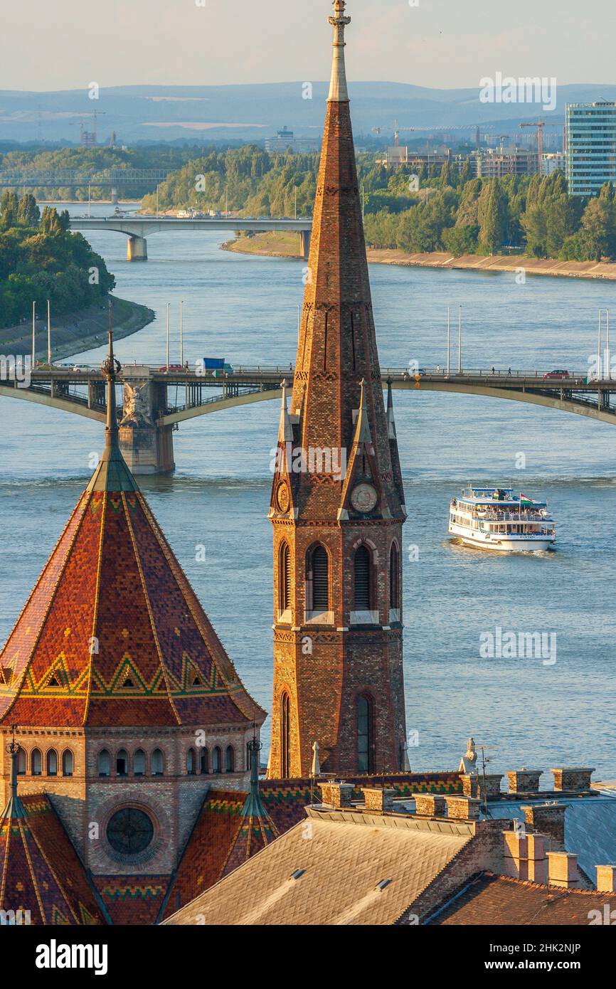Buda side central budapest capital hi-res stock photography and images ...