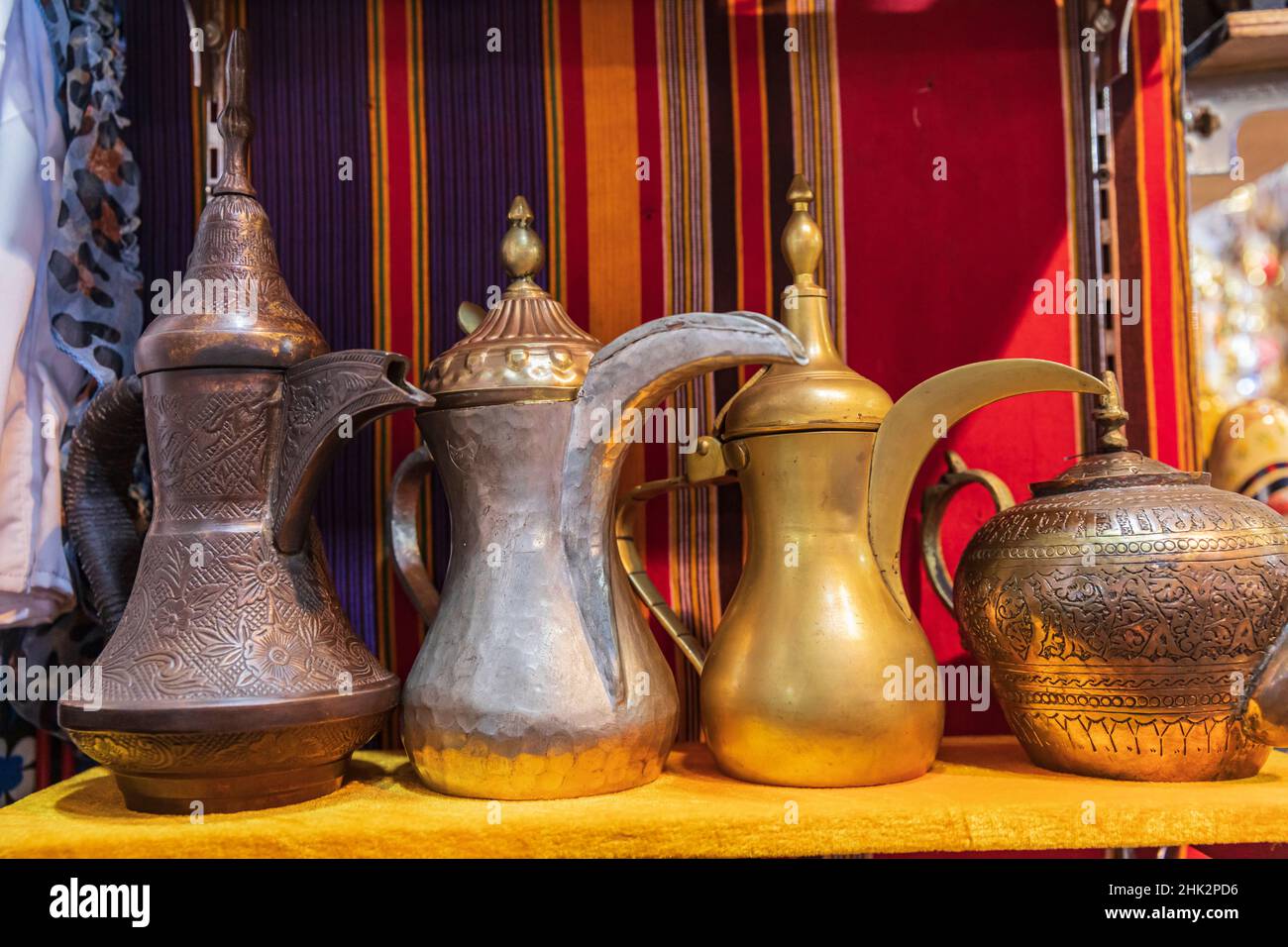 Middle East, Arabian Peninsula, Oman, Muscat, Muttrah. Traditional tea ...