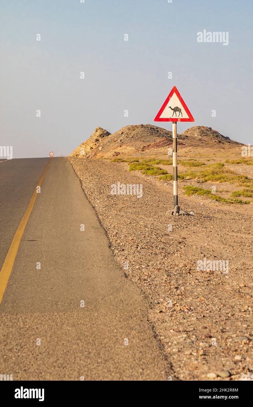 Middle East, Arabian Peninsula, Ash Sharqiyah South, Jalan Bani Buali ...