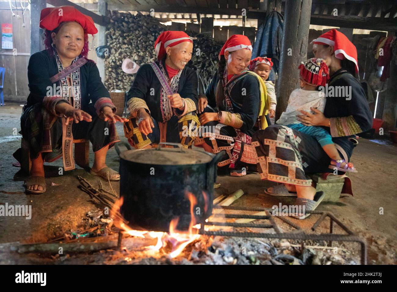Vietnam. Inside kitchen in Red Dao family home in Sapa Stock Photo - Alamy