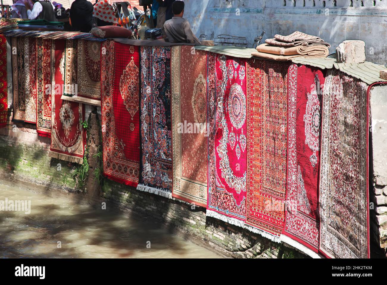 The local market, bazaar in Peshawar, Pakistan Stock Photo - Alamy