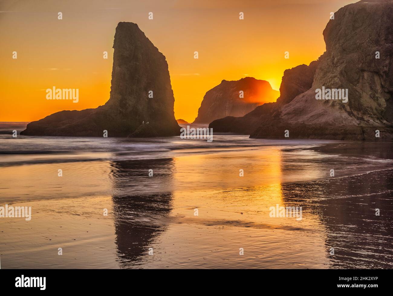 Bandon Beach, Oregon Stock Photo - Alamy