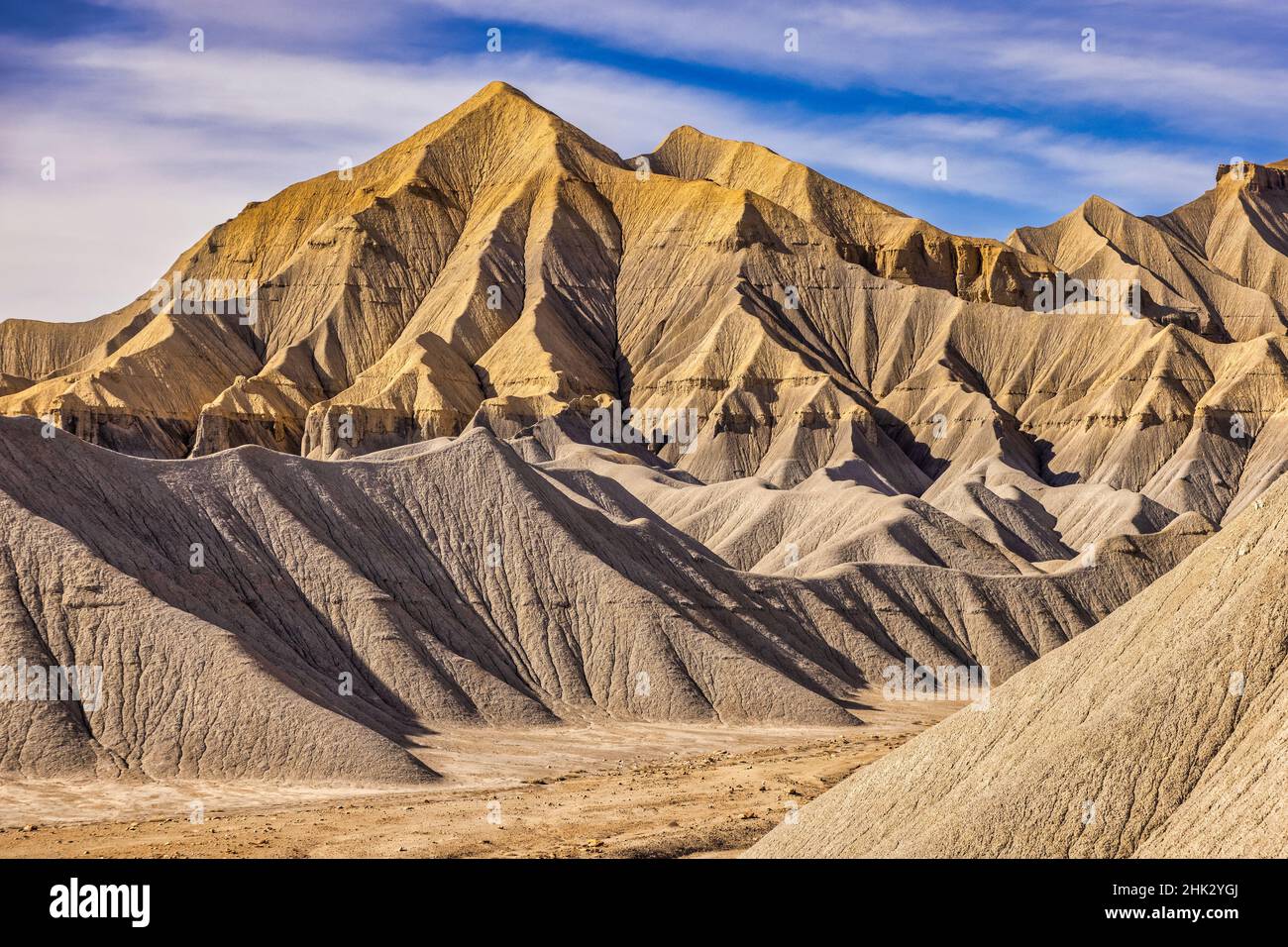 Bentonite hills of utah hi-res stock photography and images - Alamy