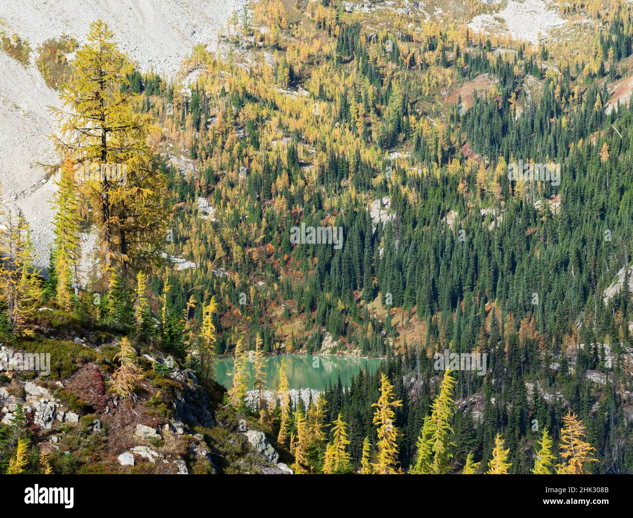 Washington State, North Cascades, Lewis Lake, view from Heather Pass ...