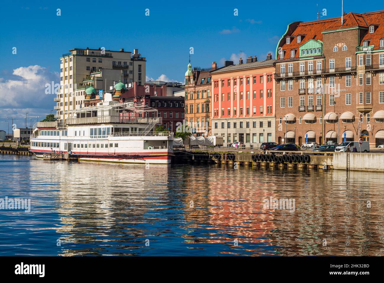 Sweden, Scania, Malmo, Inre Hamnen inner harbor Stock Photo - Alamy