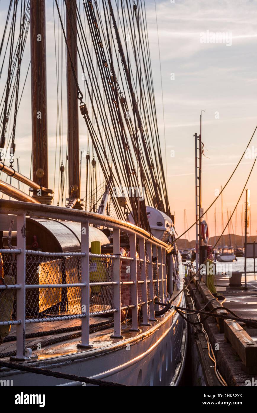 Sweden, Bohuslan, Tjorn Island, Skarhamn, sailing ship, sunset Stock ...