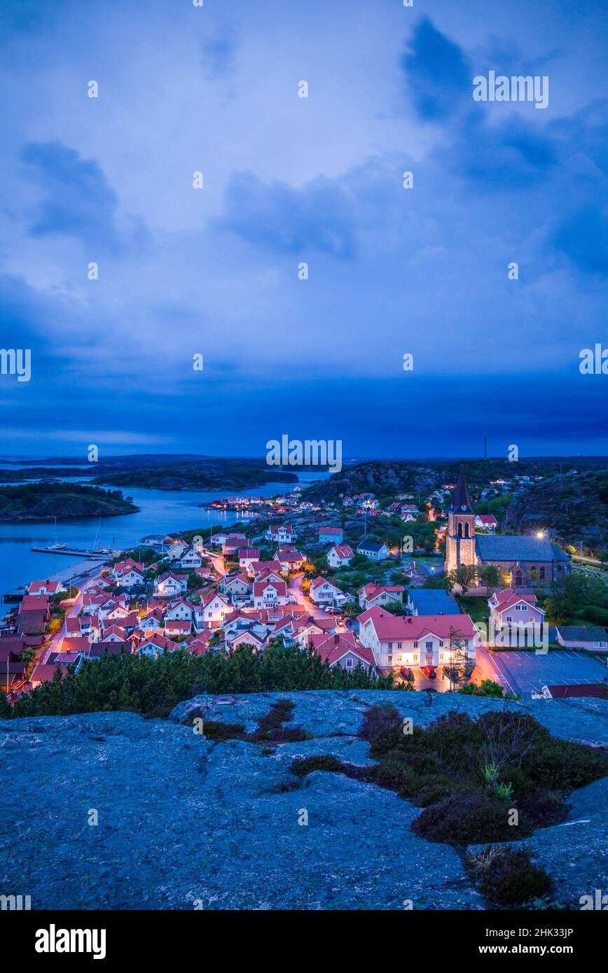 Sweden, Bohuslan, Fjallbacka, elevated town view from the Vetteberget cliff, dusk Stock Photo ...
