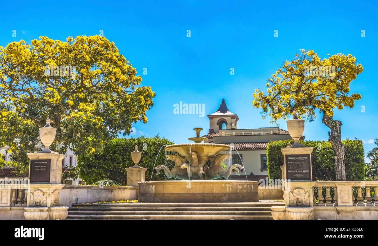Town Hall, Palm Beach, Florida. By Addison Mizner 1929 Stock Photo - Alamy