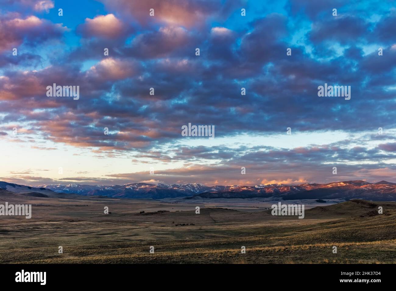 Beautiful sunrise clouds above the Camas Prairie, Montana, USA Stock ...