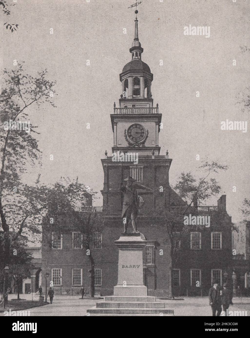 Independence Hall and Barry statue in Chestnut Street. Pennsylvania ...