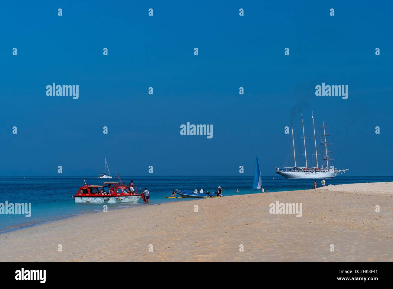 Ko Rok Nok, Ko Lanta National Park, Thailand Stock Photo - Alamy