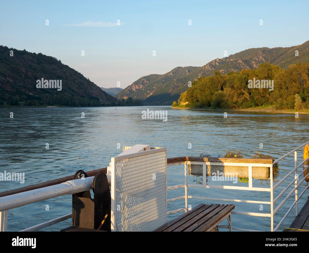 The Danube near Spitz in the wine-growing area, UNESCO World Heritage ...