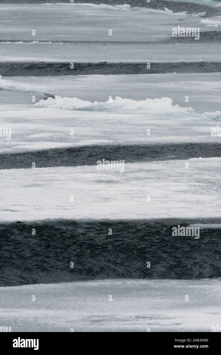 Norway svalbard nordaustlandet arctic hi-res stock photography and ...