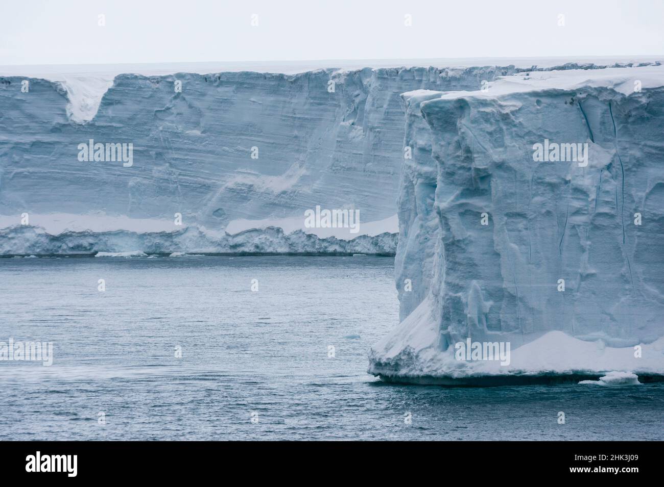 Austfonna ice cap, Nordaustlandet, Svalbard Islands, Norway Stock Photo ...