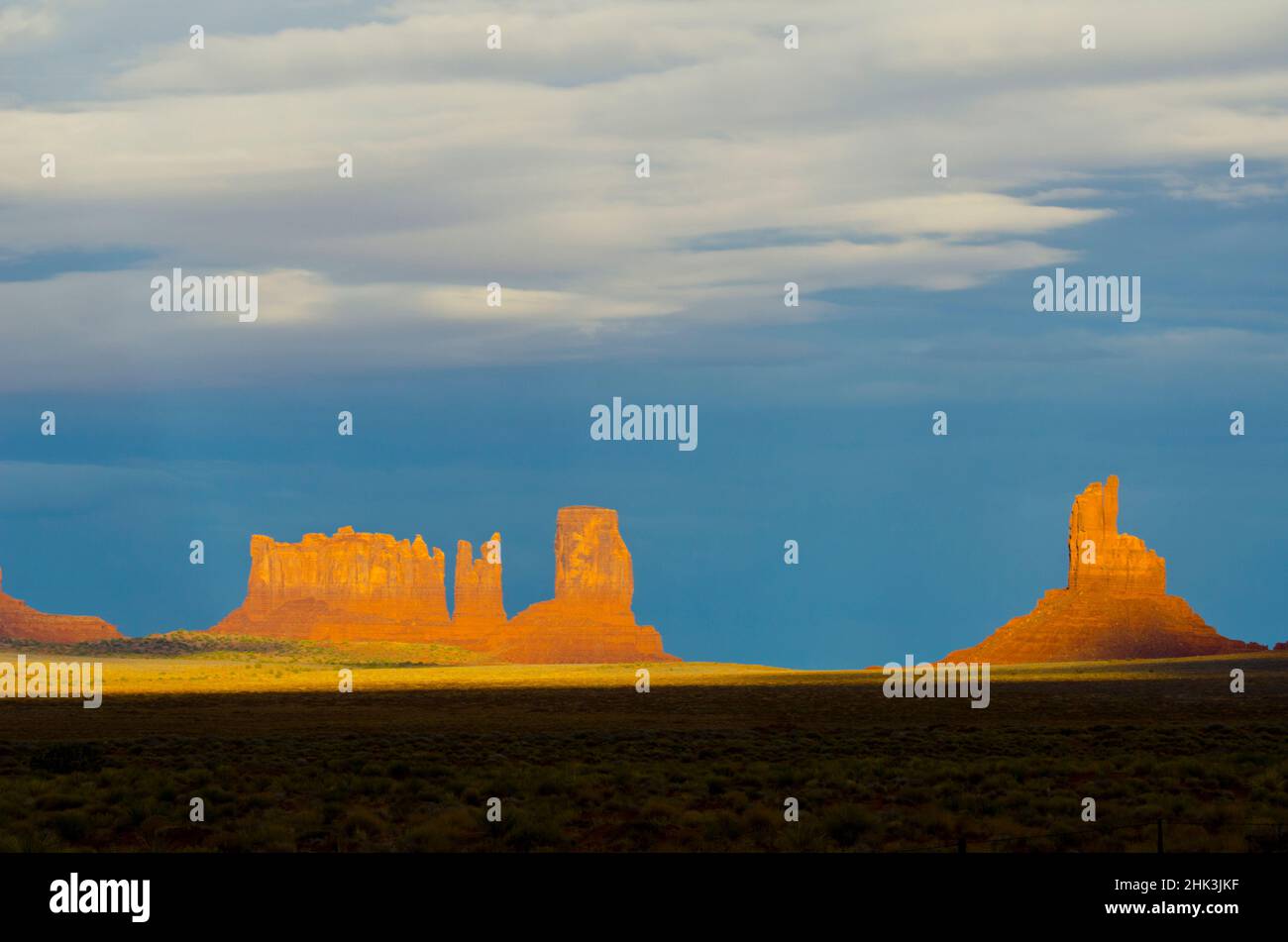 USA, Arizona-Utah border. Monument Valley, Stagecoach Butte, Bear and ...