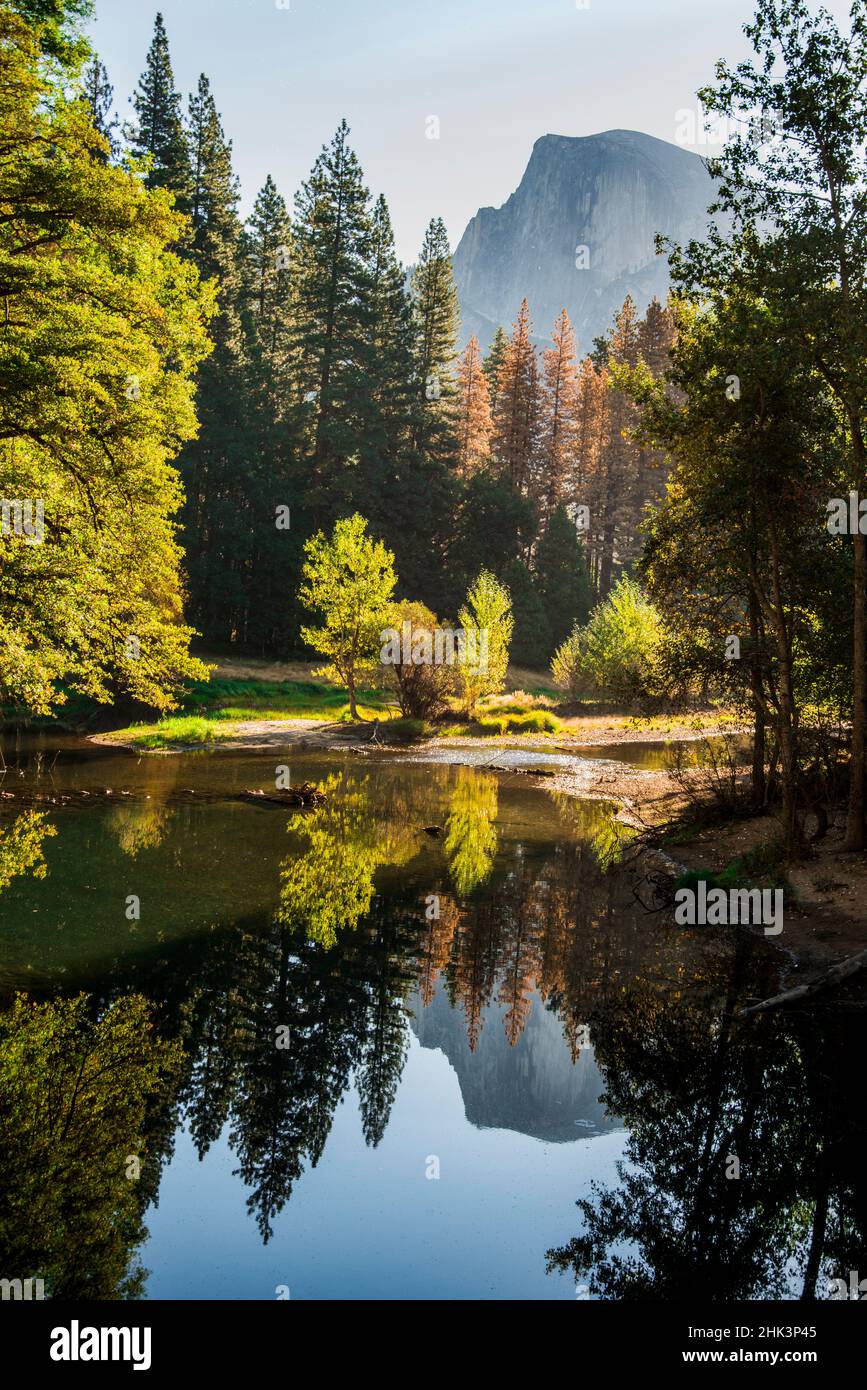 USA, California. Yosemite National Park, Sierra Nevada Mountains, view ...
