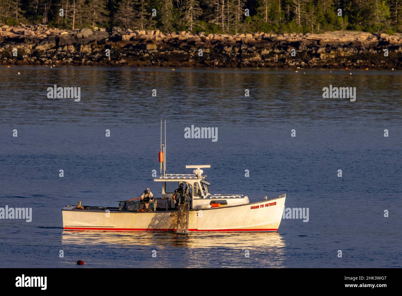 Checking traps hi-res stock photography and images - Alamy
