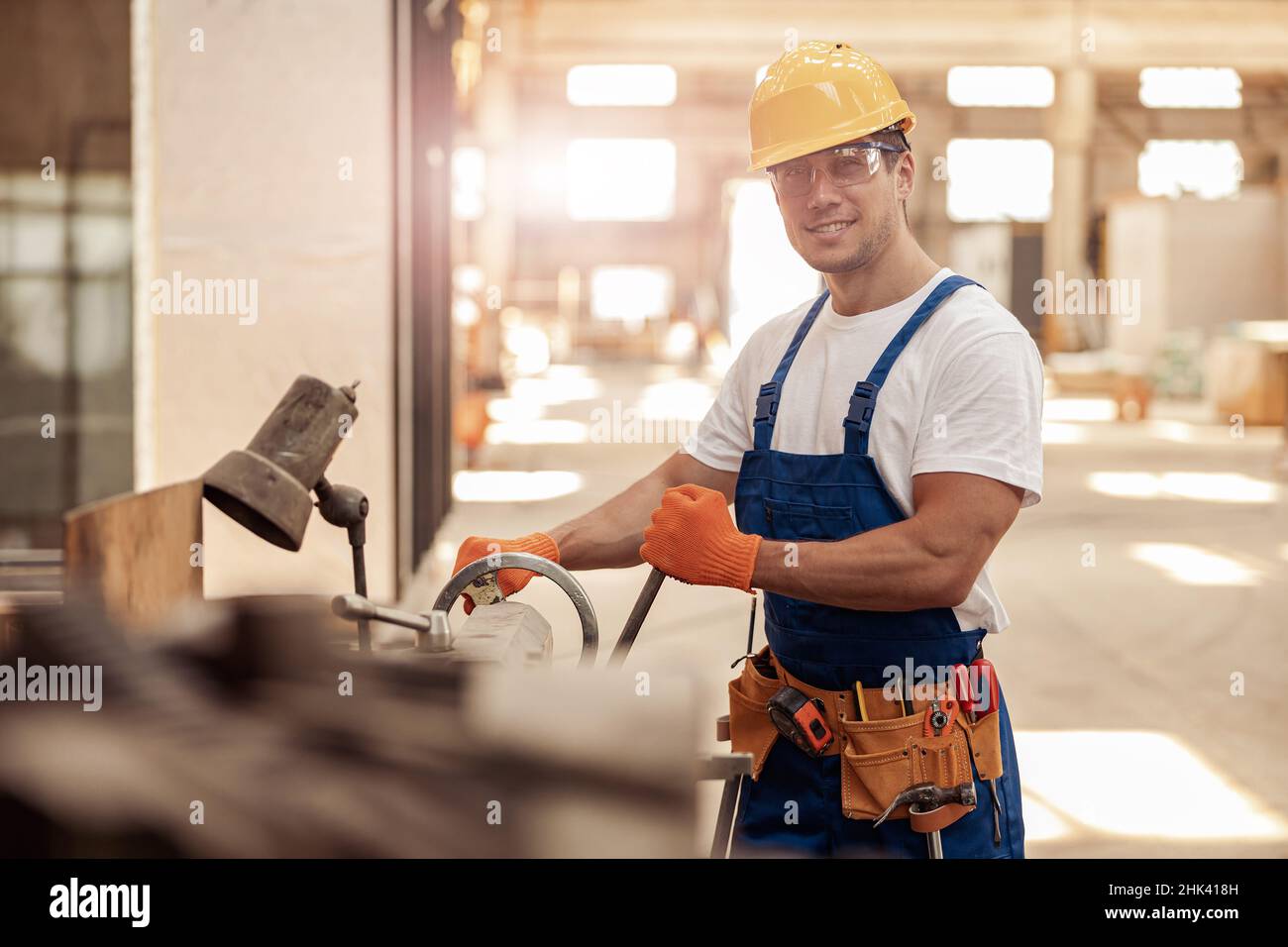 Equipment builder hi-res stock photography and images - Alamy