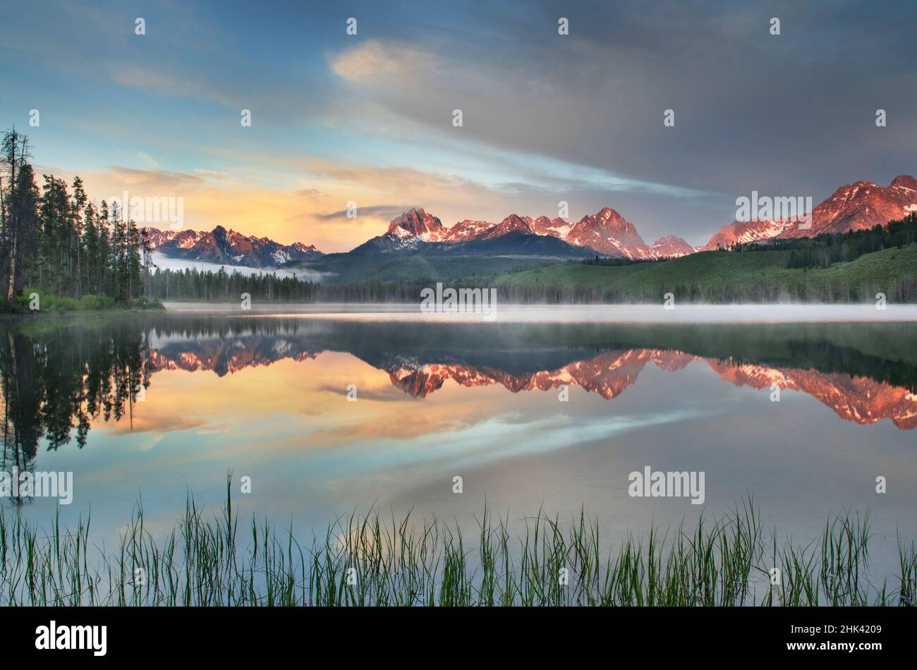 USA, Idaho. Little Redfish Lake at sunrise, Sawtooth National ...