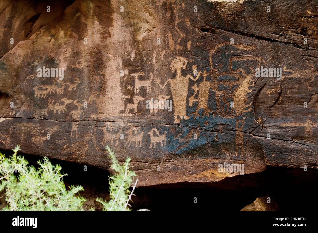 USA, Utah. Wellington, Nine-mile Canyon, Petroglyphs at Daddy Canyon ...