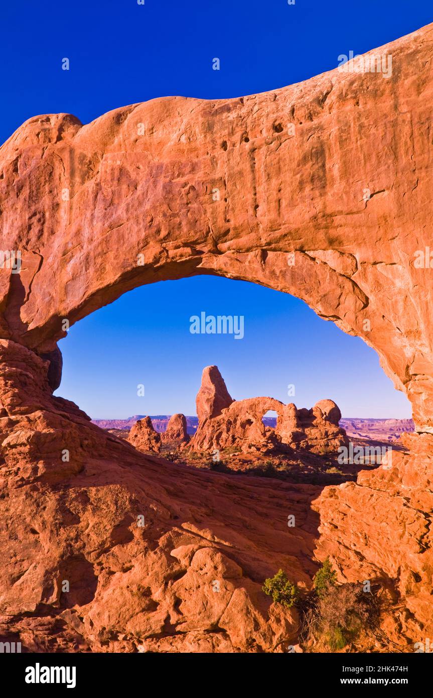 Morning light on Turret Arch through North Window, Arches National Park ...
