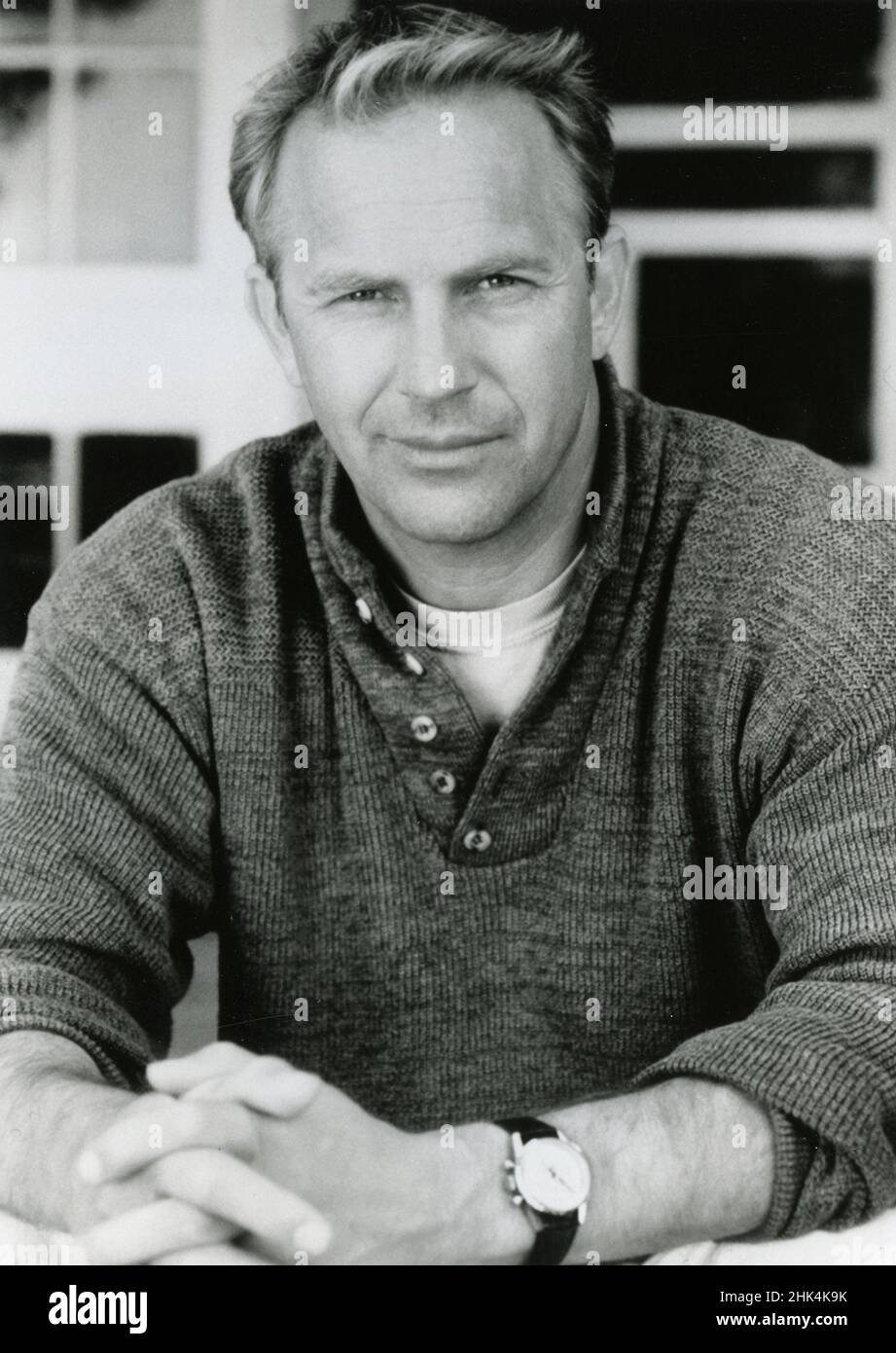 Kevin costner hi-res stock photography and images - Alamy