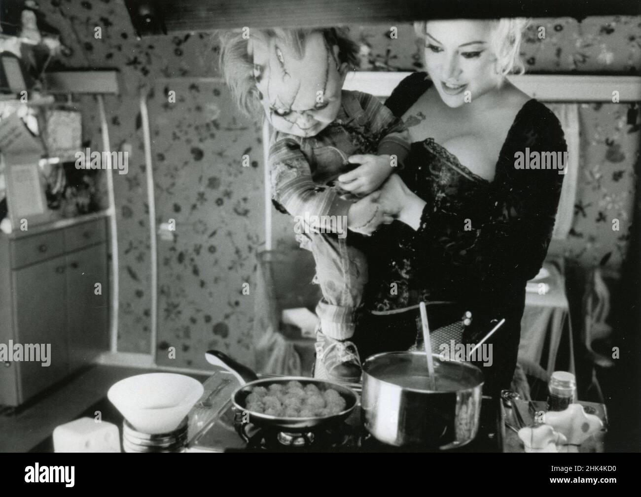 Jennifer tilly bride chucky 1998 hi-res stock photography and images ...