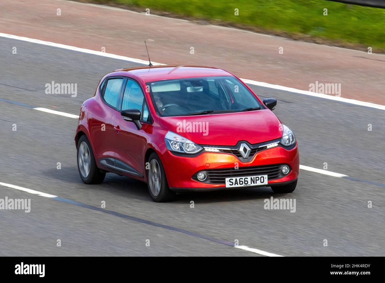 Diesel renault clio hatchback cars hi-res stock photography and images ...