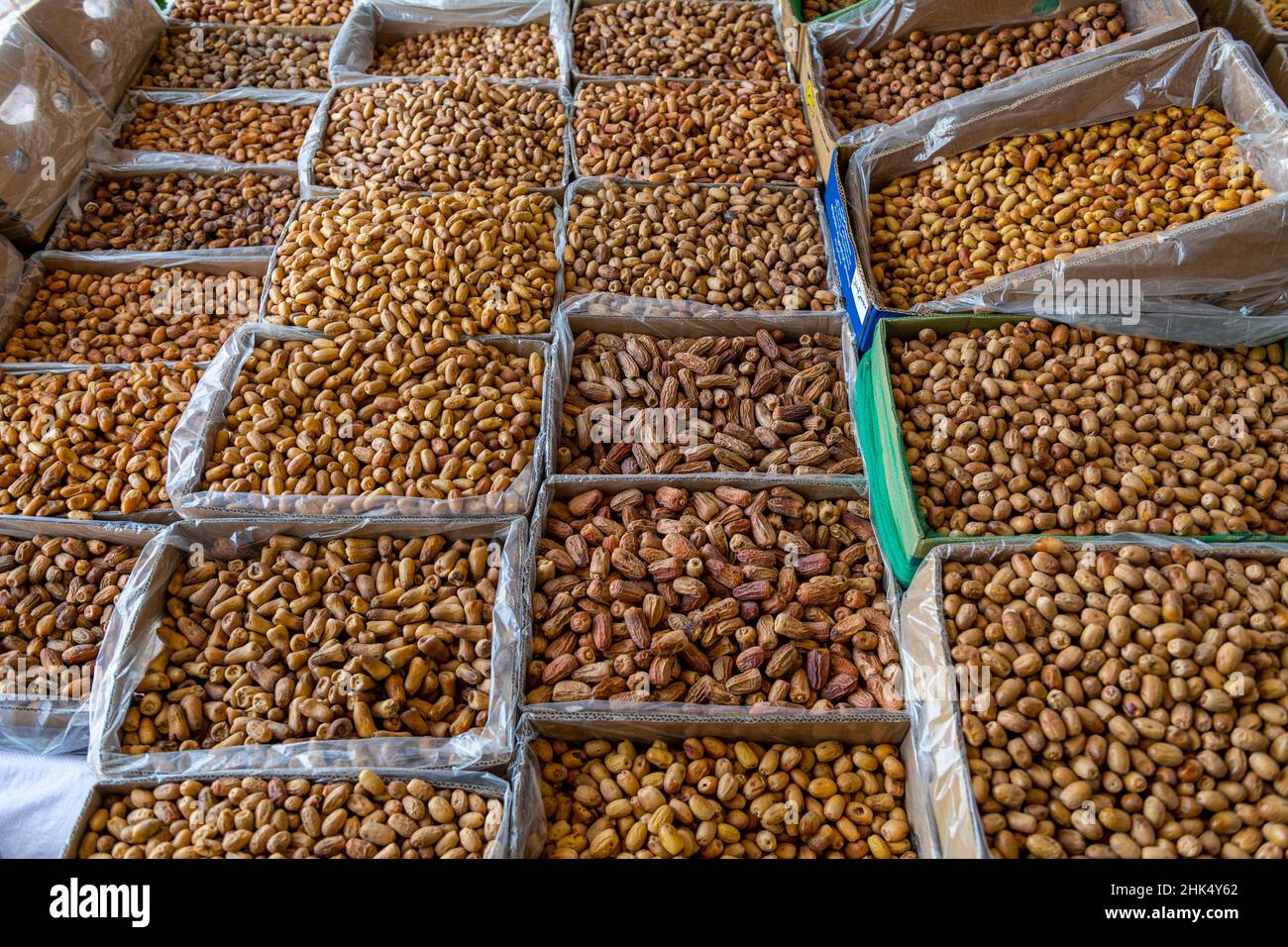 Box dates saudi arabia hi-res stock photography and images - Alamy