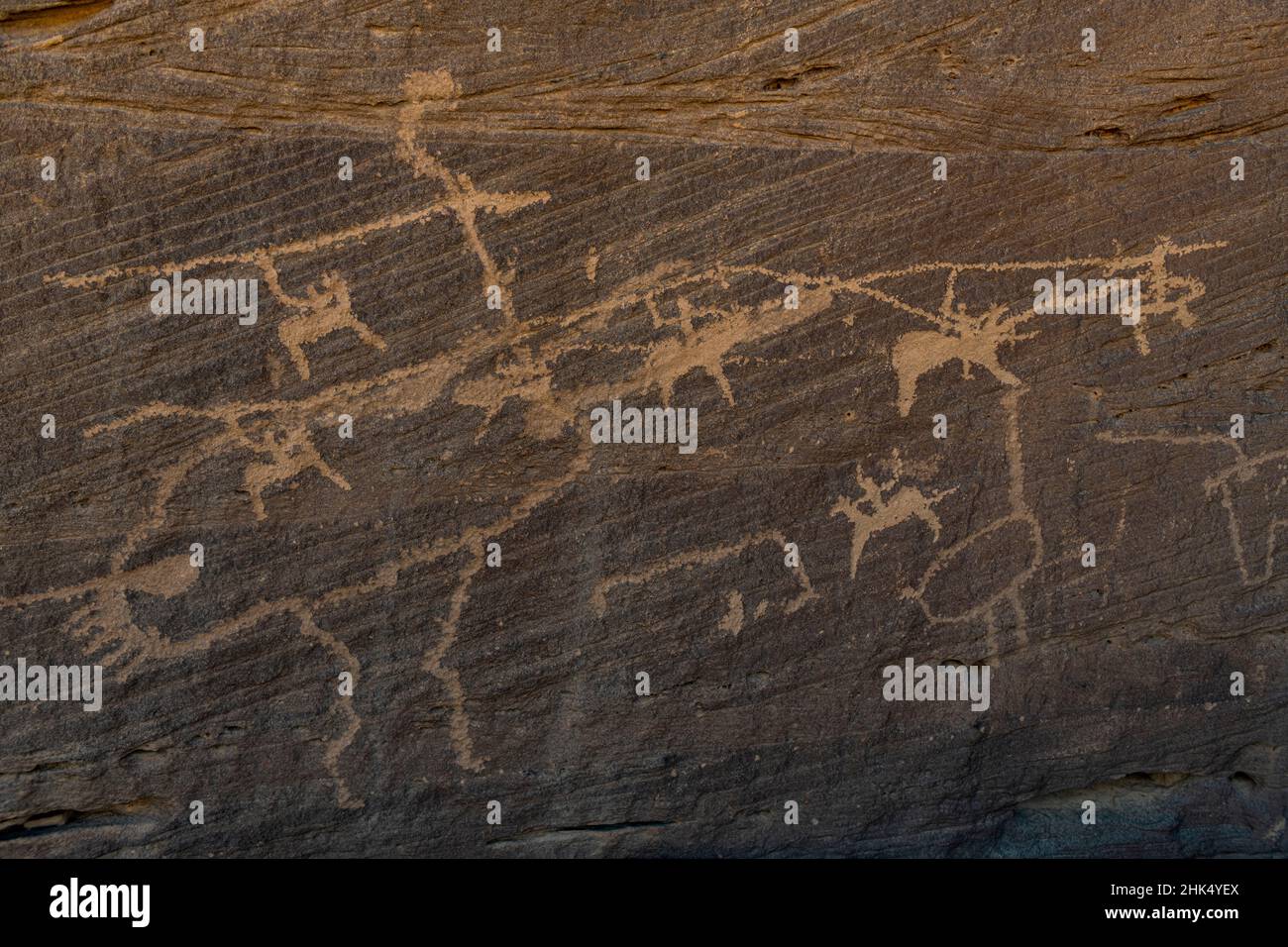 Rock carvings, Bir Hima Rock Petroglyphs and Inscriptions, UNESCO World ...