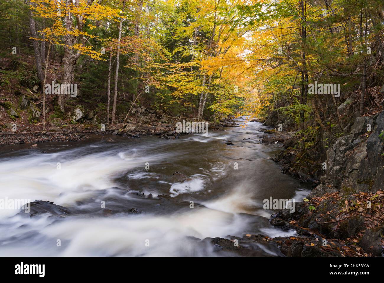 Waterfalls in north america hi-res stock photography and images - Alamy