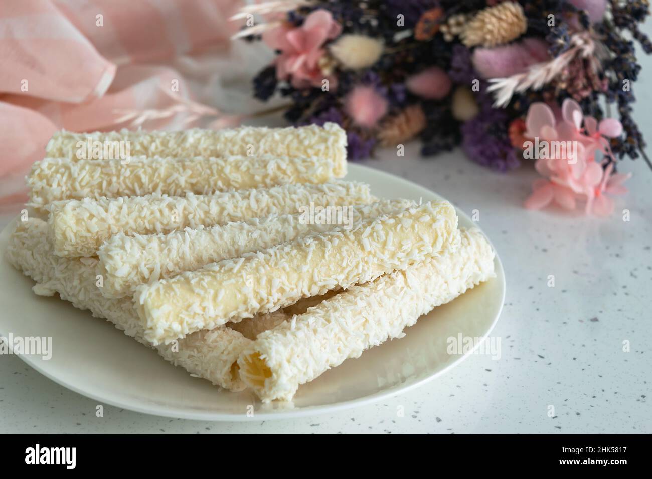 Wafer rolls coco hi-res stock photography and images - Alamy