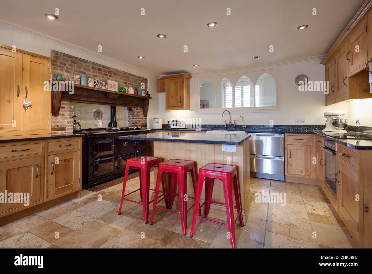 Kitchen cupboard inside hi-res stock photography and images - Alamy