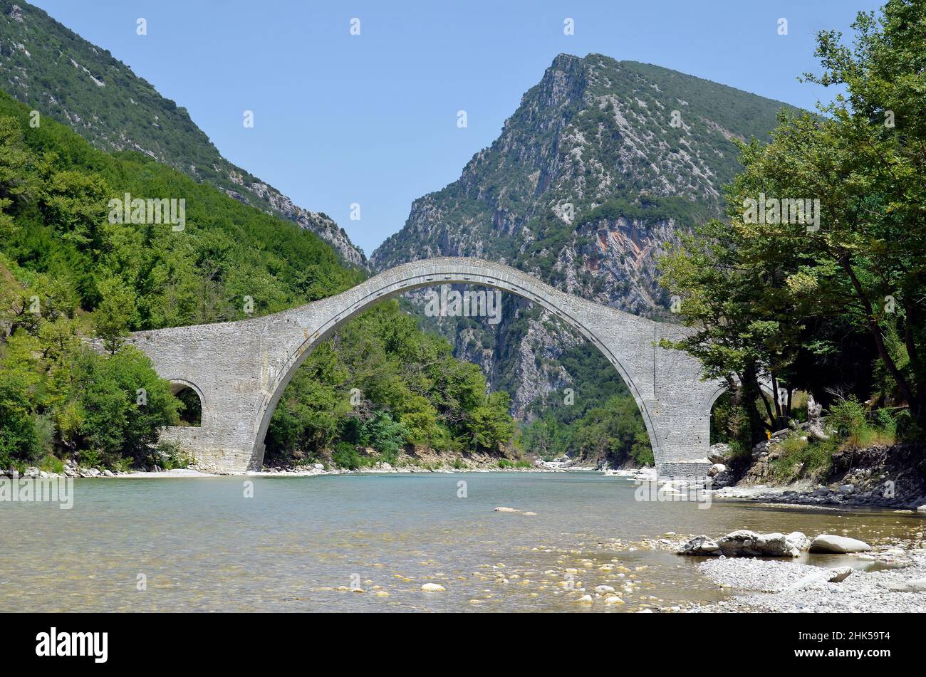 Greece, Plaka Bridge over the Arachthos River the largest single-arched ...
