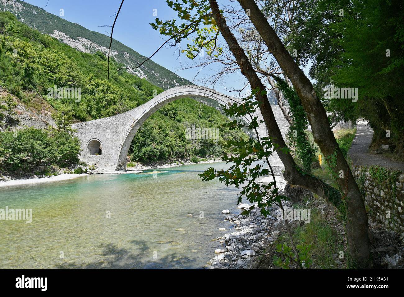 Greece, Plaka Bridge over the Arachthos River the largest single-arched ...