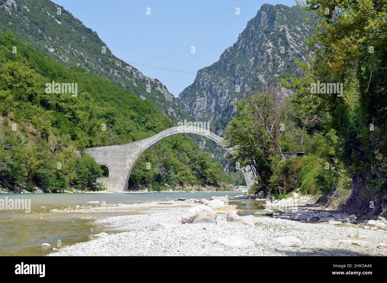 Greece, Plaka Bridge over the Arachthos River the largest single-arched ...