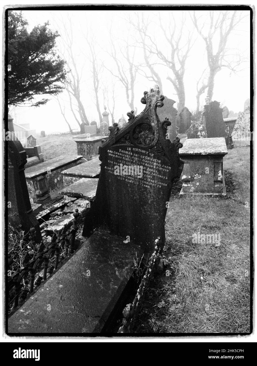 Mist graveyard wales hi-res stock photography and images - Alamy