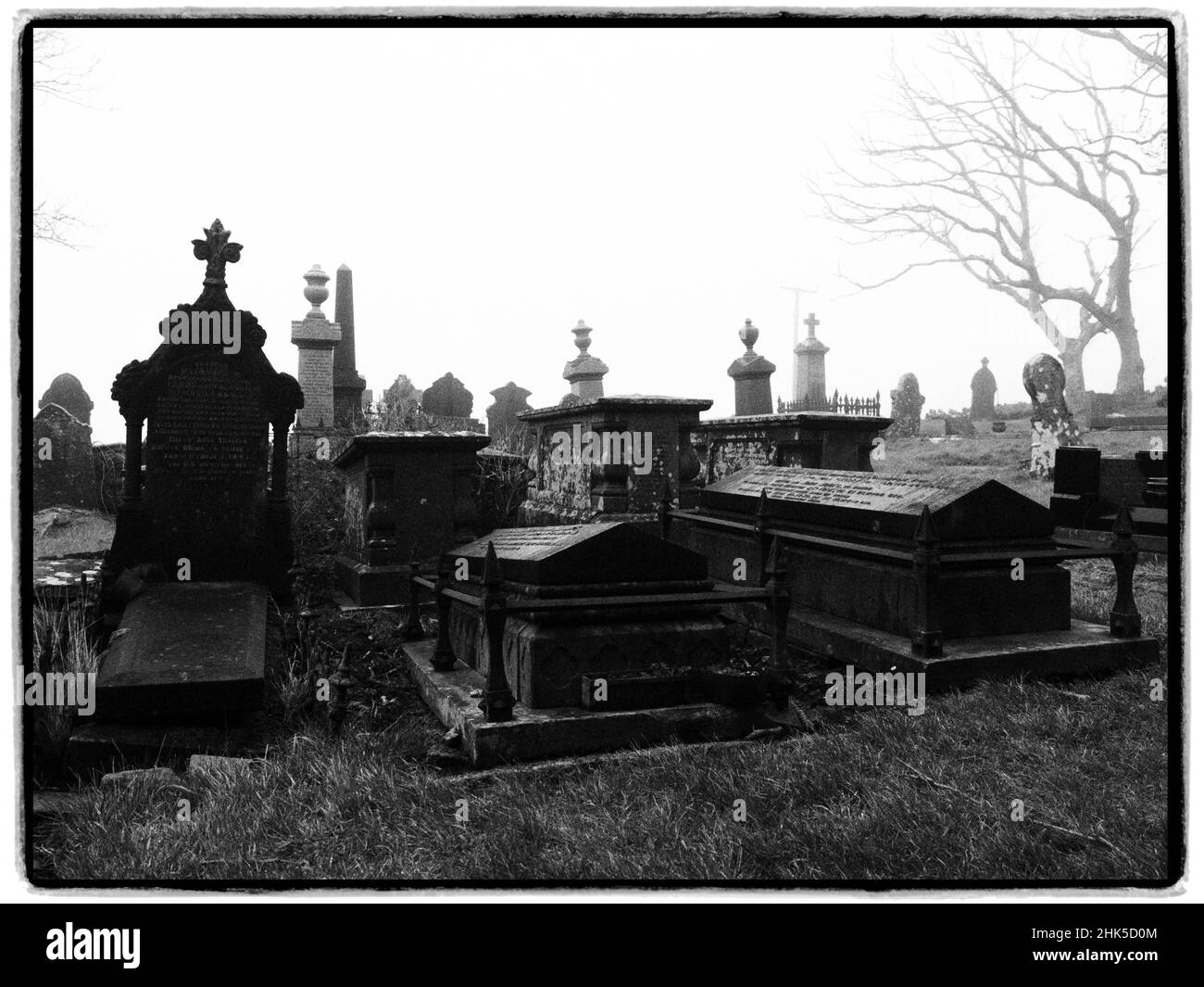 Mist graveyard wales hi-res stock photography and images - Alamy