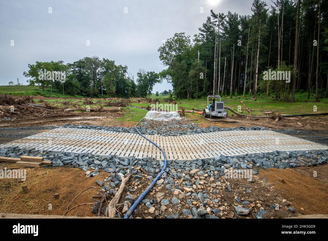 Stream restoration hi-res stock photography and images - Alamy