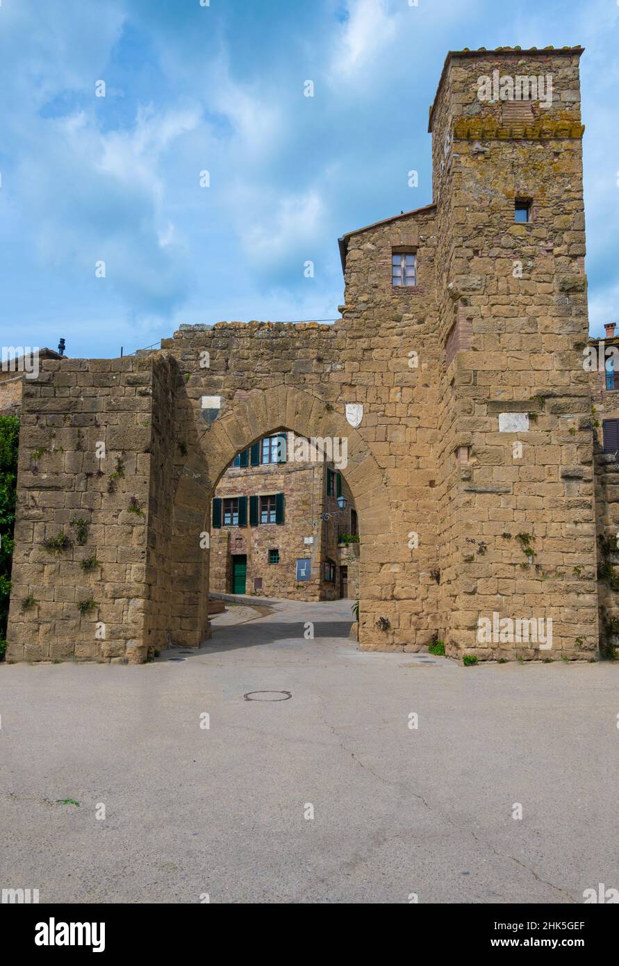 Monticchiello (Italy) - The wonderful medieval and artistic village of ...