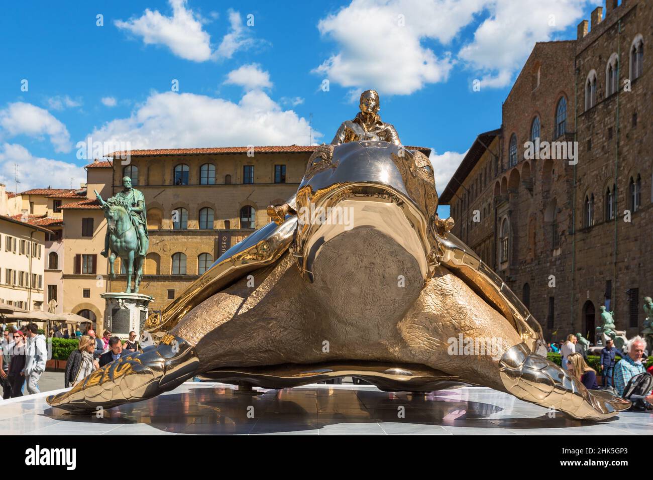 Art exhibition in Piazza della Signoria in Florence with a bronze ...
