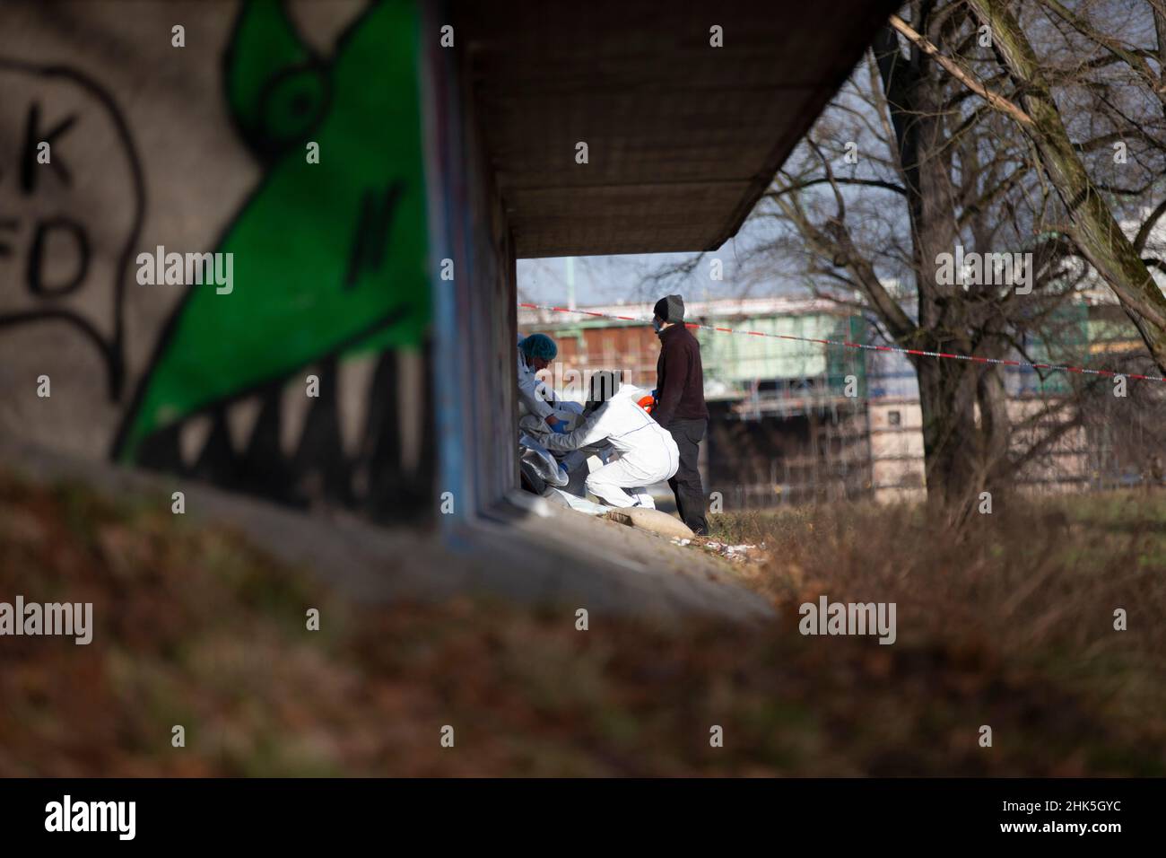 Corpse of a child hi-res stock photography and images - Alamy
