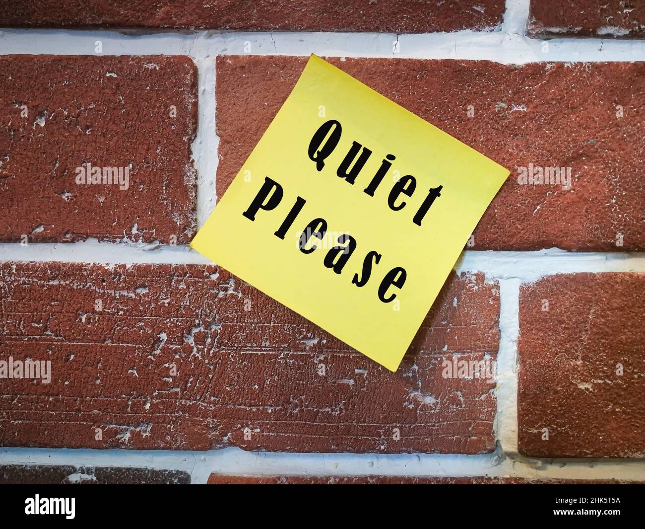 Quiet sign library hi-res stock photography and images - Alamy