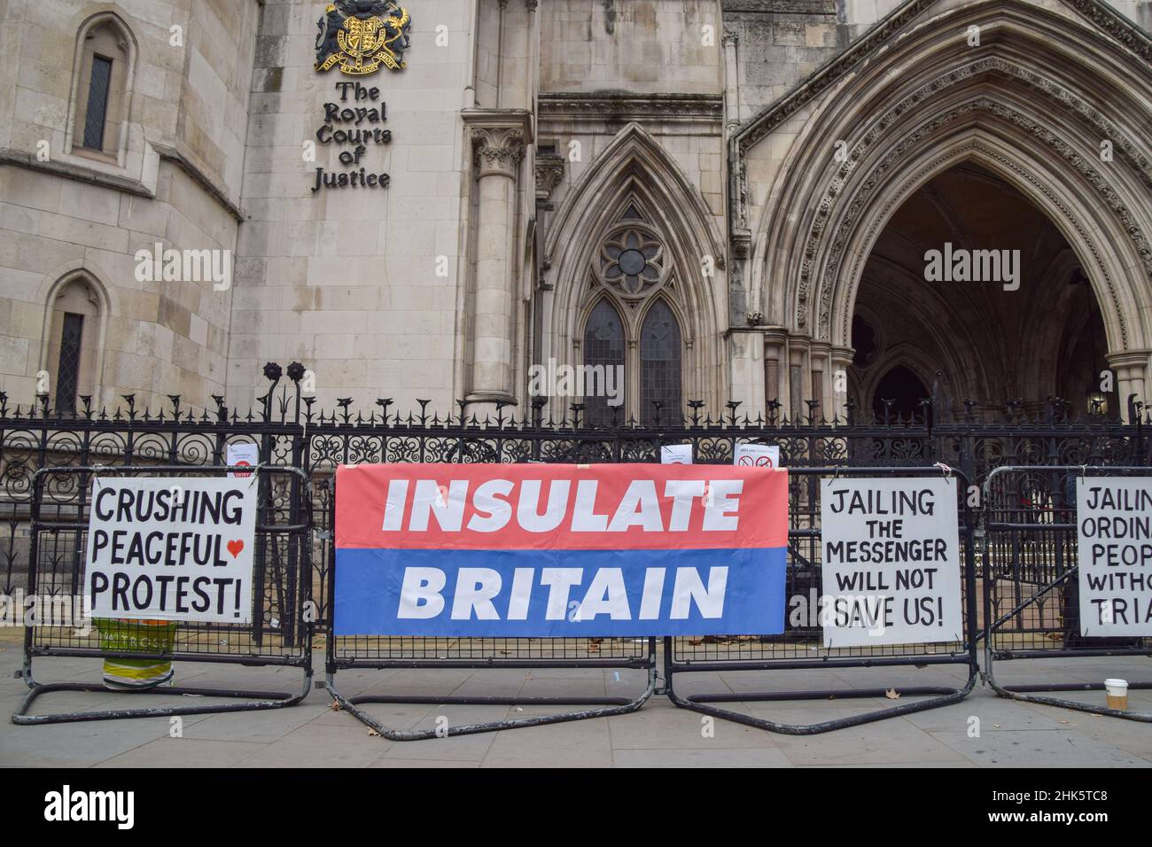 Insulate britain logo hi-res stock photography and images - Alamy